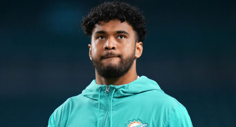 Tua Tagovailoa: Ethnicity, Race, Height, Wikipedia, Wife, Net Worth ...