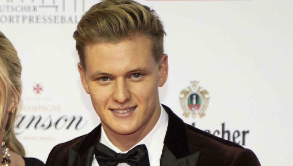 Iain Bethke: Wikipedia, Biography, Net Worth, Height, Age, Net Worth ...