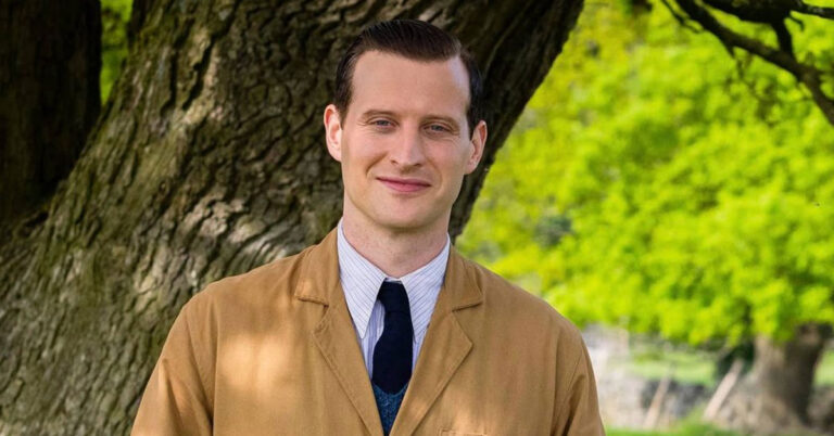 Nicholas Ralph Married, Partner, Wife, Ethnicity, Height, Instagram ...