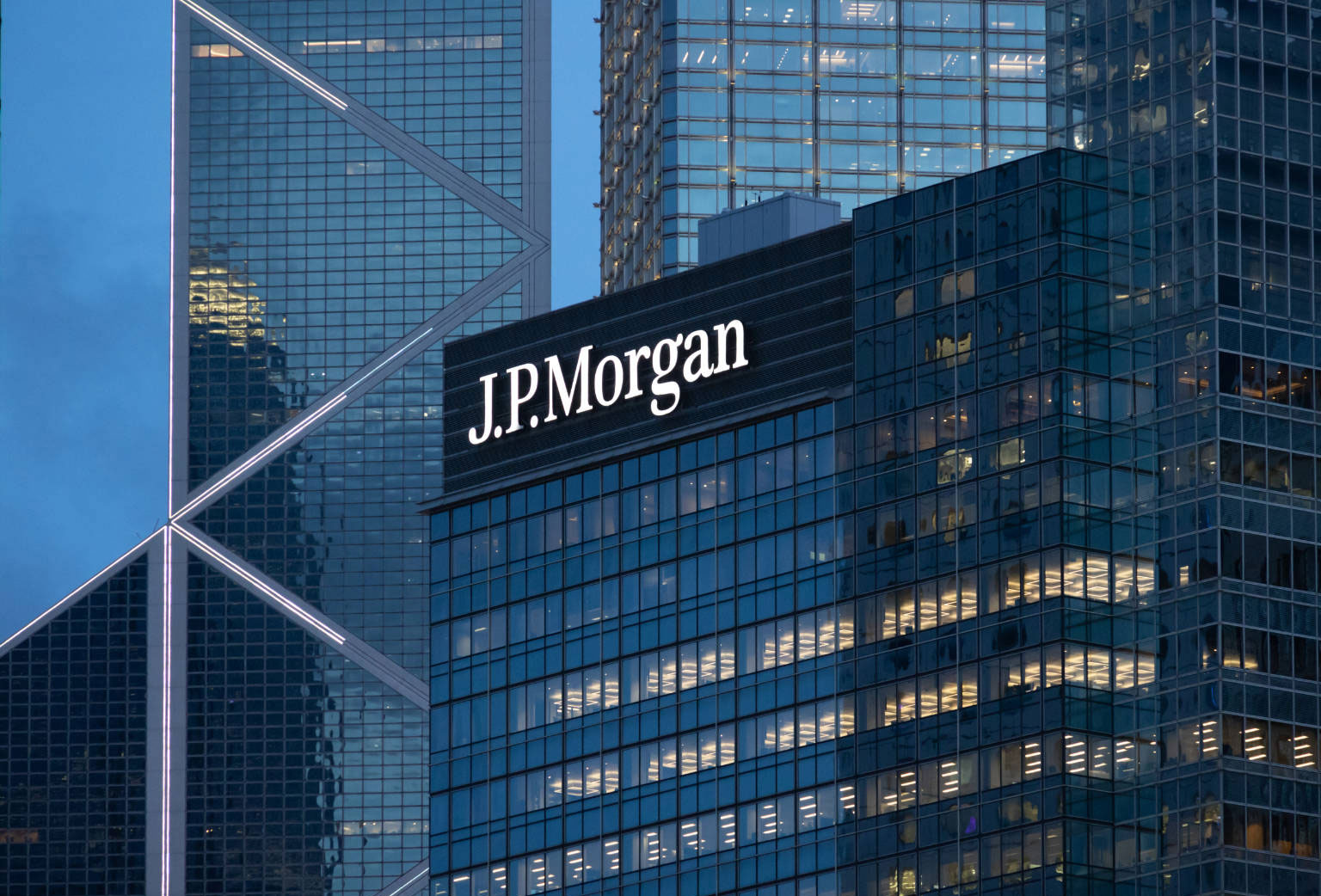 How JPMorgan Chase Is Tracking Employee AI Usage and Redefining ...